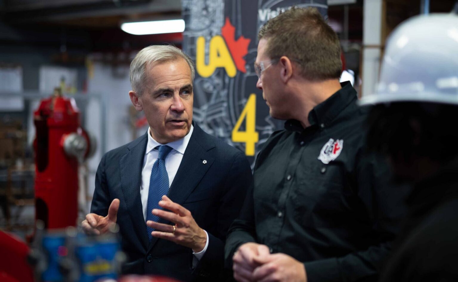 Federal Politics: Canadians cooling on Carney as gap narrows between ...